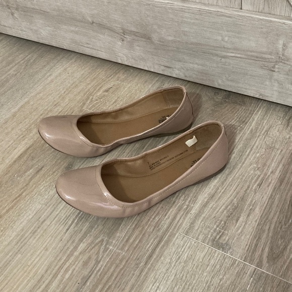 Shoes | Mossimo Patent Nude Flats Womens 7 | Poshmark
